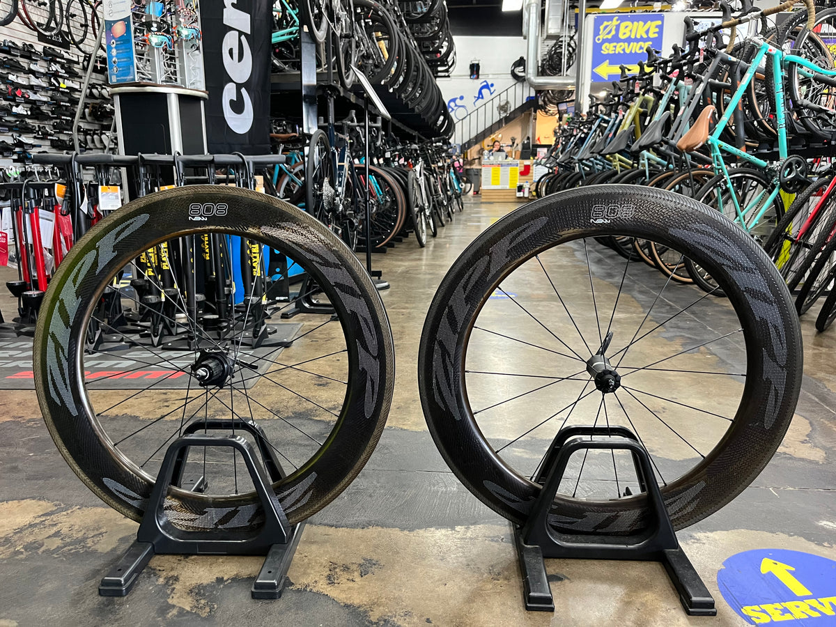 Zipp 808 NSW Carbon Tubeless Rim Brake Wheelset - DEMO — Playtri