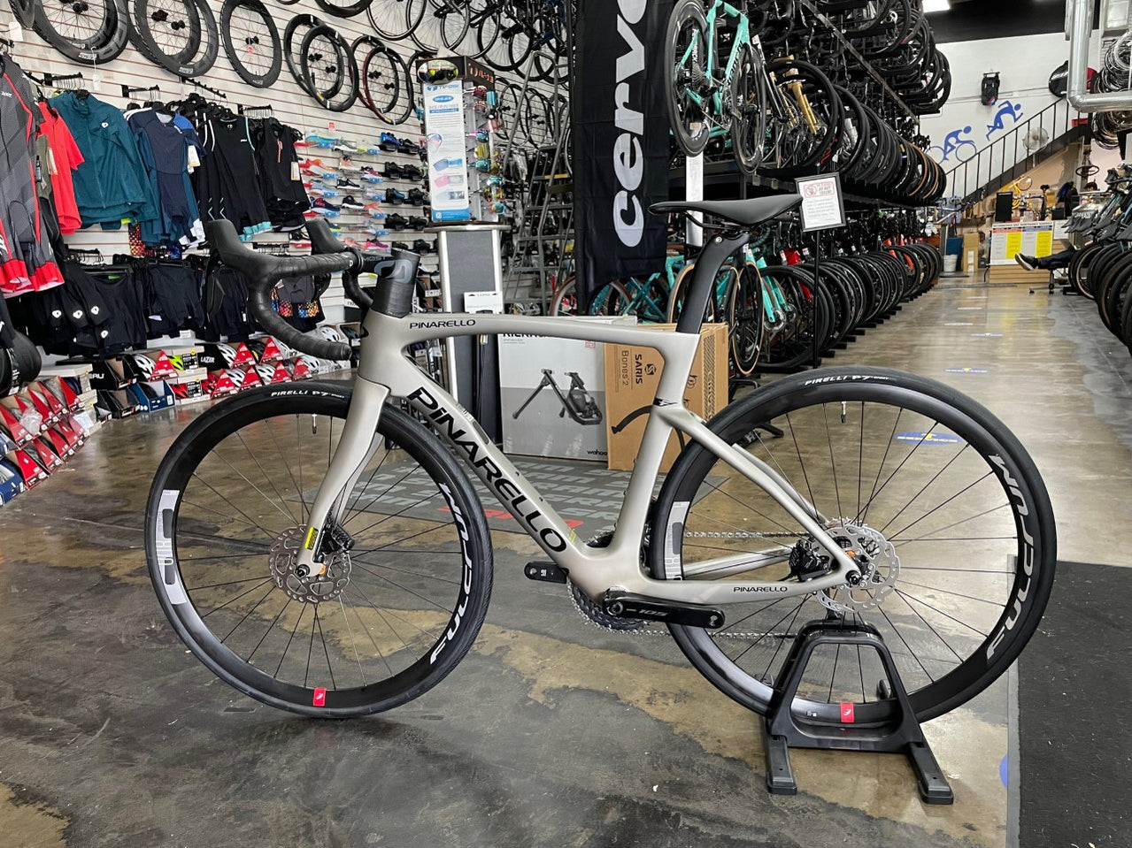 Pinarello F5 Shimano 105 Di2 12 Speed — Playtri