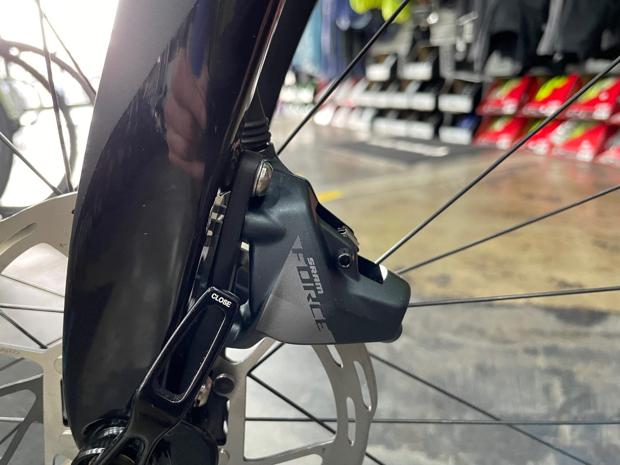 Pinarello Dogma F12 Disc SRAM Force eTap AXS - Fulcrum Racing 5 - BOB ...